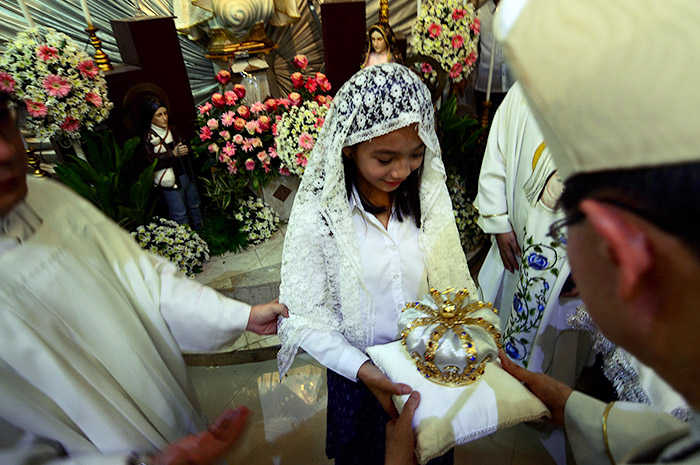 Filipinos mark centenary of Fatima apparitions - UCA News