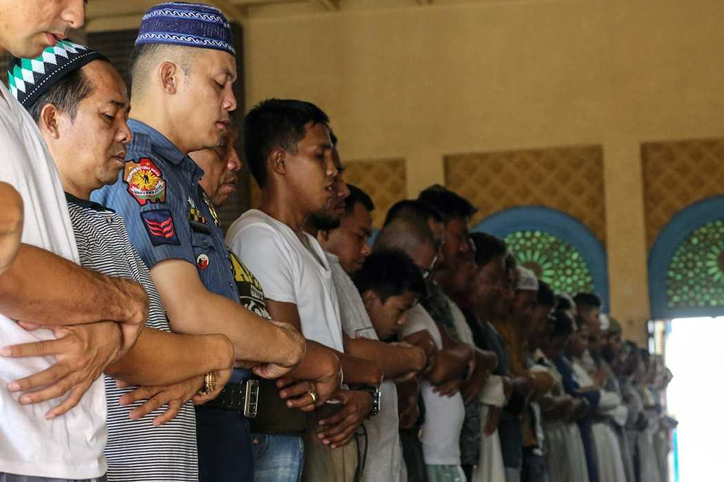 Filipino Muslims start observance of holy month of Ramadan - UCA News