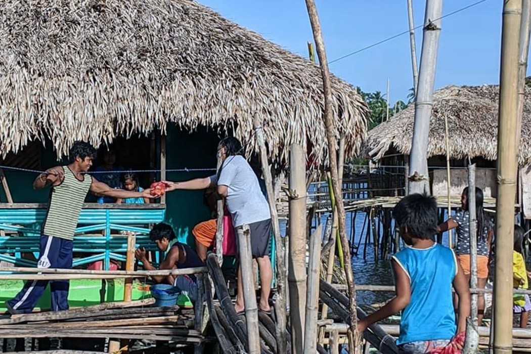 Double trouble for poor Filipinos - UCA News