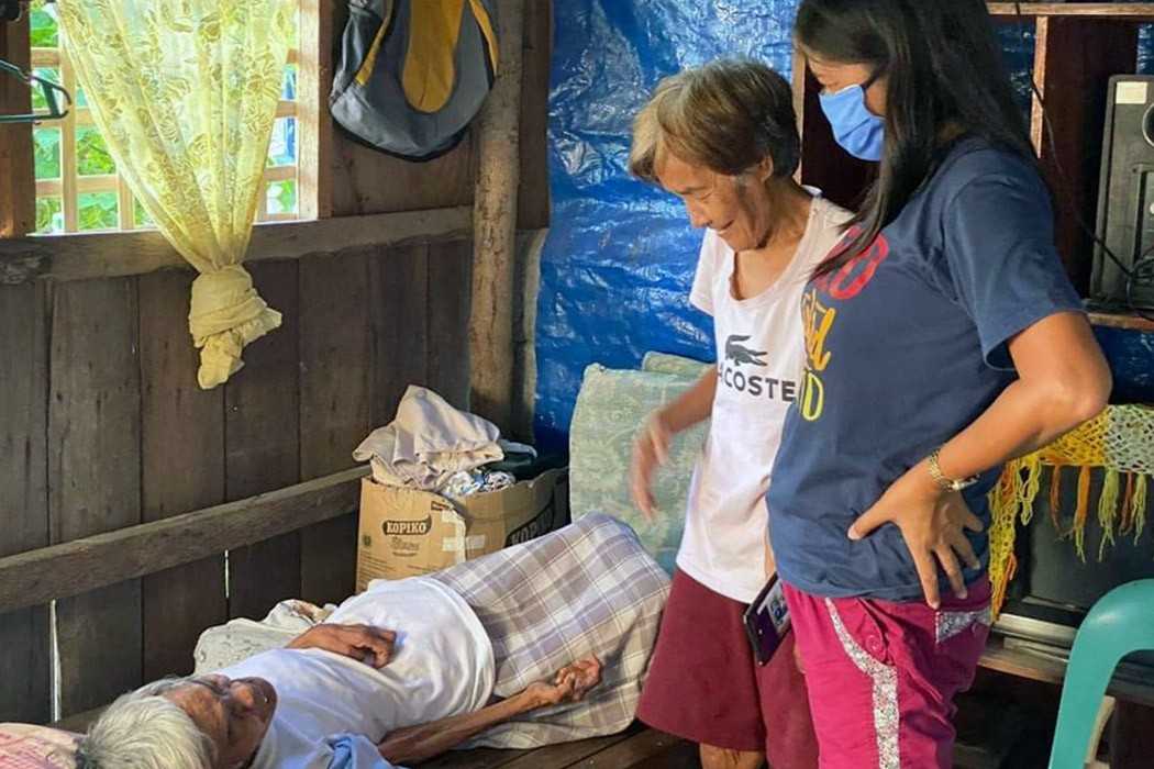 Double trouble for poor Filipinos - UCA News