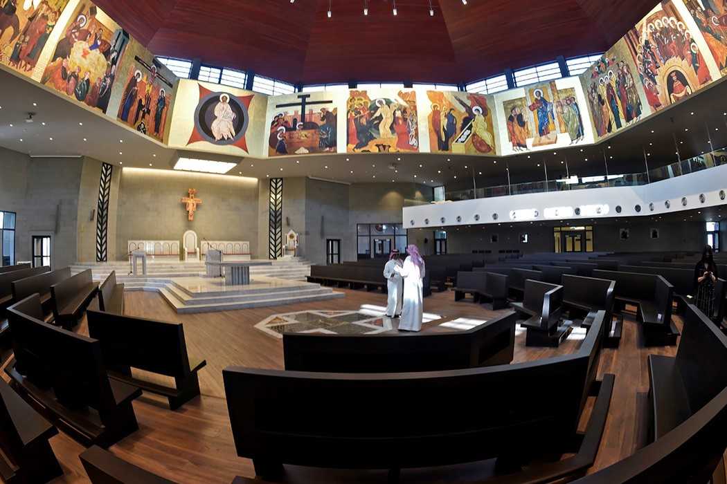 Huge cathedral opens in Bahrain - UCA News