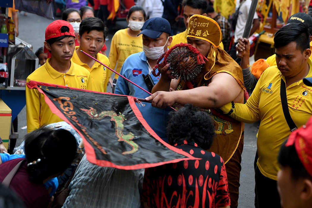 Cambodia celebrates Hei Neak Ta festival - UCA News