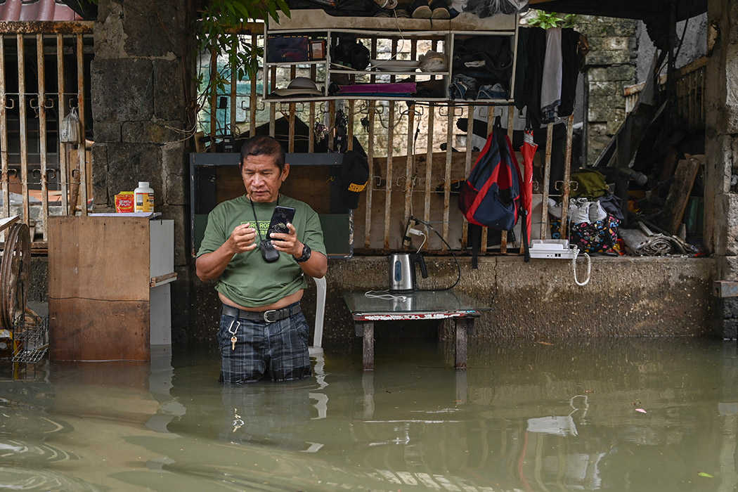 Filipinos bear the brunt of Tropical Cyclone Trami - UCA News