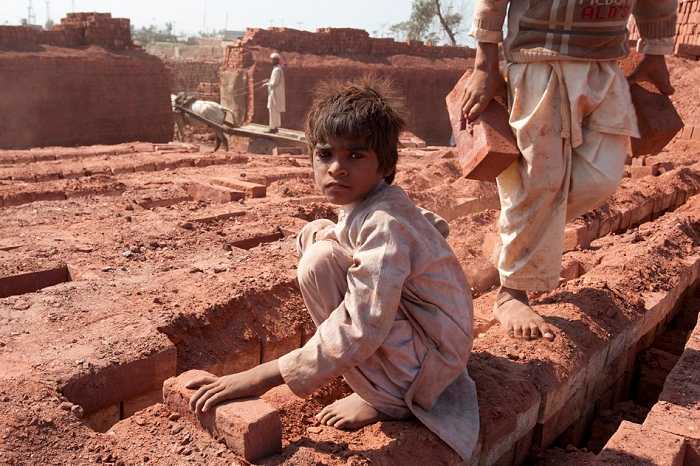 The slaves who make the bricks - UCA News