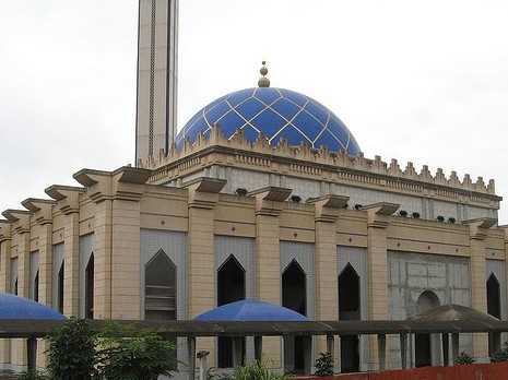 Catholics condemn Ivory Coast mosque burnings - UCA News