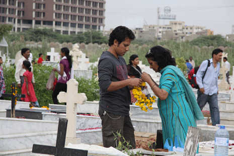 Christians worry about cemetery - UCA News