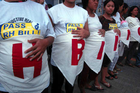 Philippines government to push on with RH Law - UCA News