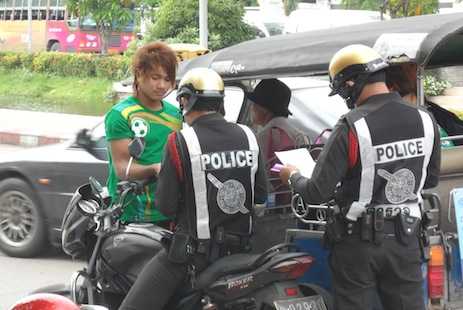 Myanmar migrants face never ending police harassment - UCA News