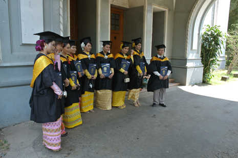 As Yangon University reopens, students turn to Orwell - UCA News