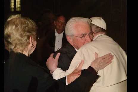 A hug for Pope Francis from a Catholic layman - UCA News