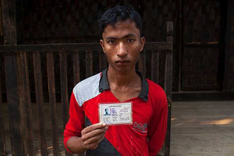 Rohingya Muslims defiant as 'white card' deadline arrives - UCA News