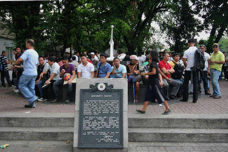 Filipino workers still look overseas despite danger, threats - UCA News