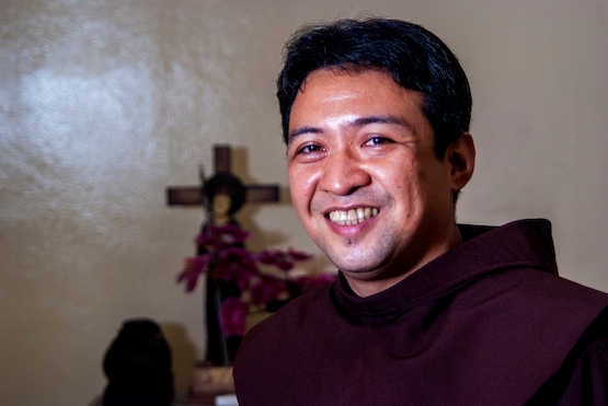 Priest who was a drug addict, appeals for mercy for others - UCA News