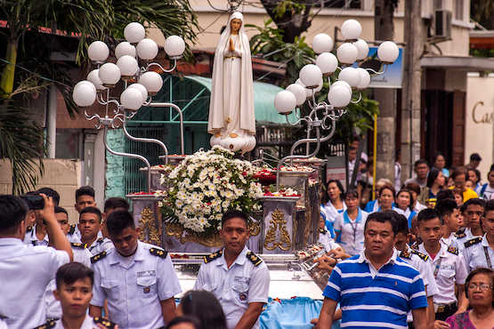 Devotion to Mary offers hope to Filipinos - UCA News
