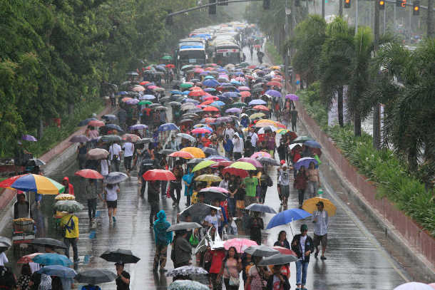 Thousands join Iglesia ni Cristo's Manila anti-poverty drive - UCA News