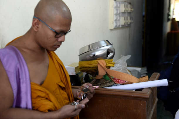 Two Buddhist monks shot dead in Thailand - UCA News