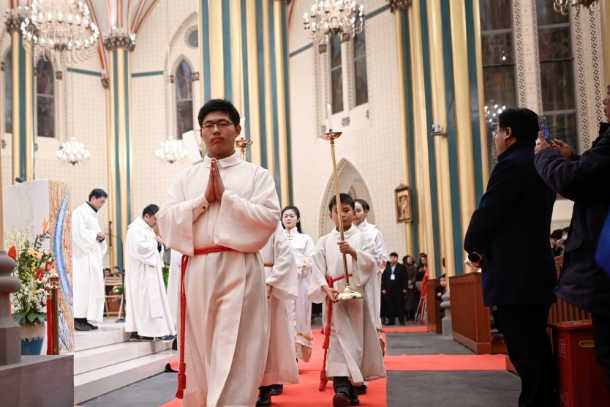 Forum held to promote sinicization of theology - UCA News