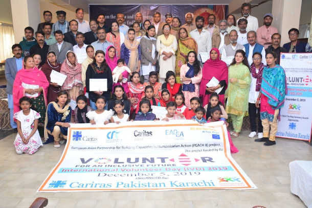 Caritas Pakistan celebrates dedication of its volunteers - UCA News