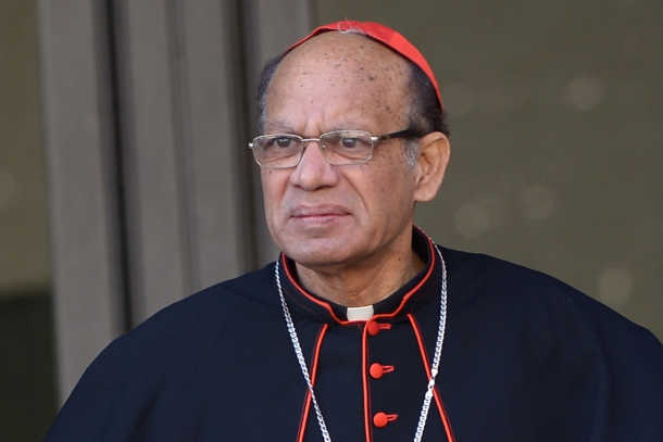 Admiration as pope extends Indian cardinal's term - UCA News