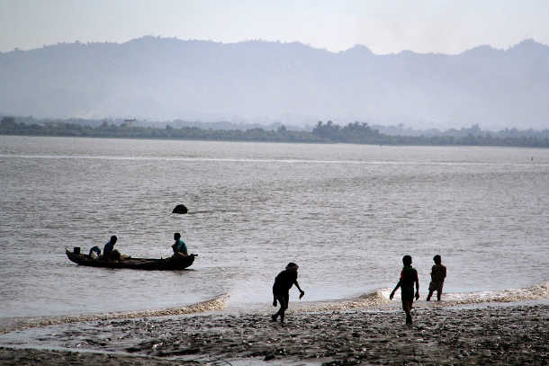 Boat tragedy sparks fresh Rohingya trafficking alarm - UCA News