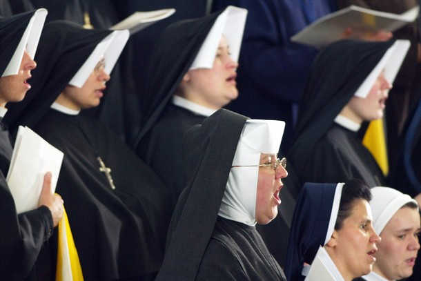 Poland's nuns make rap videos to help health workers - UCA News