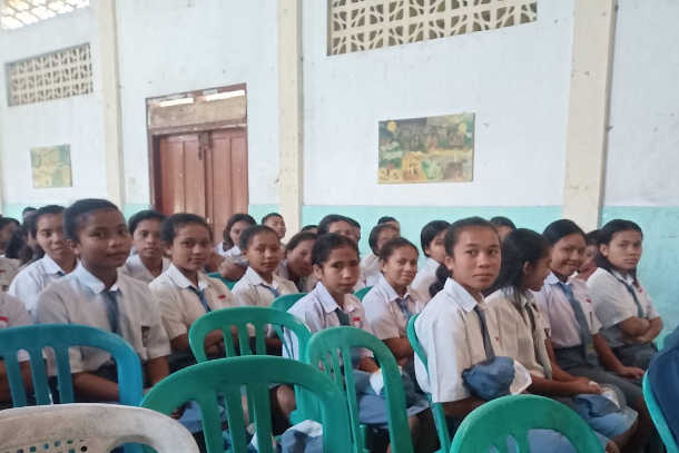 Indonesia splashes out to help distance learning - UCA News