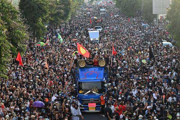Young Thai protesters demand a nation confront the truth - UCA News