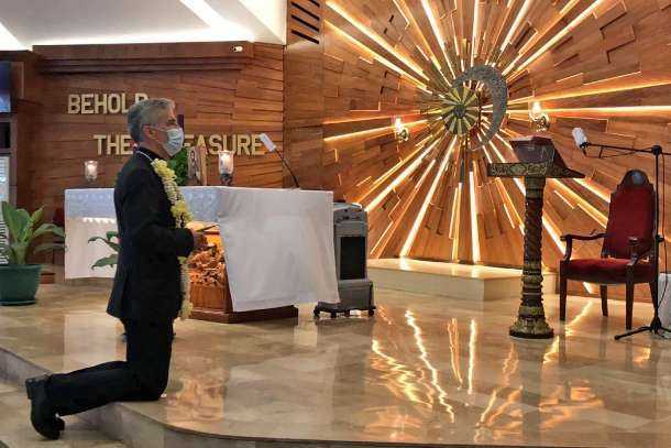 New papal nuncio arrives in Philippines - UCA News