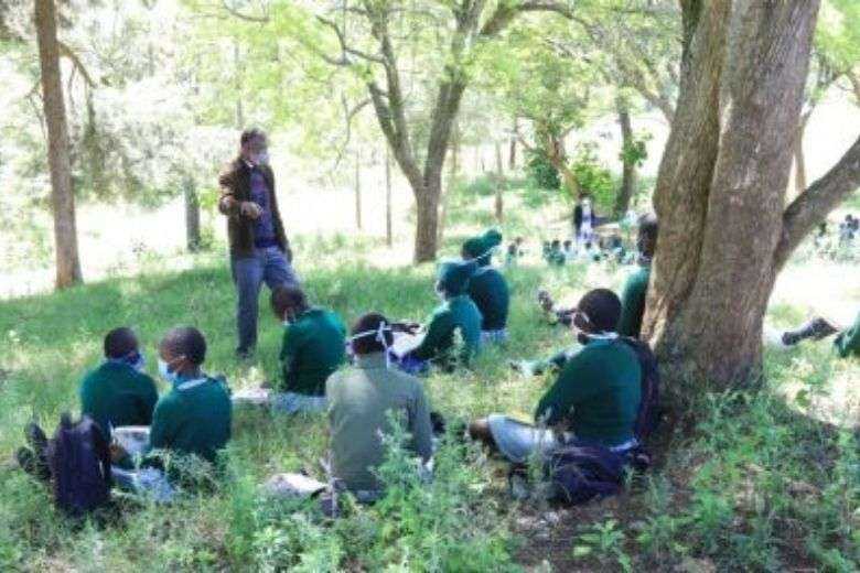 Kenyan Catholics add 'classrooms' under trees in response to pandemic ...