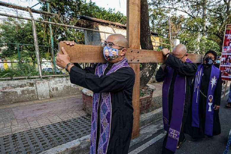 Philippines marks 35th People Power Revolution anniversary - UCA News