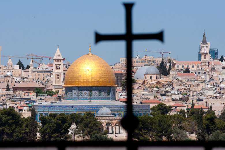 Vatican's Ramadan message says Christians, Muslims must spread hope ...