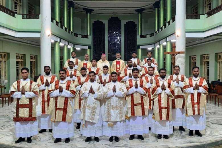 India's indigenous Society of Pilar holds diaconate ordination - UCA News