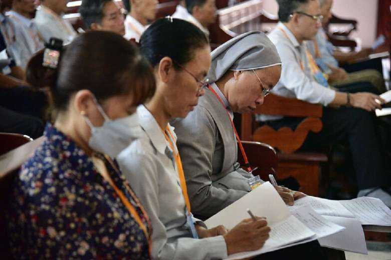 Vietnamese Catholics share experience in evangelization - UCA News