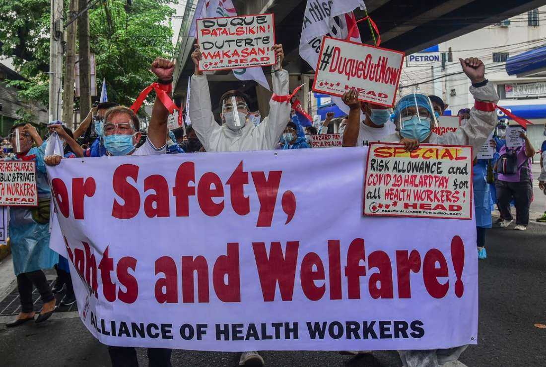 Priest accuses Philippine govt of betraying health workers - UCA News