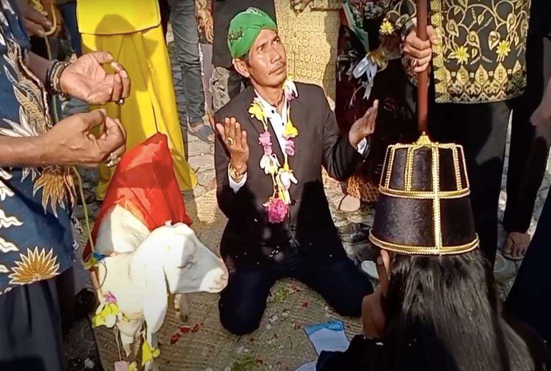 Indonesian man-goat marriage triggers blasphemy rap - UCA News