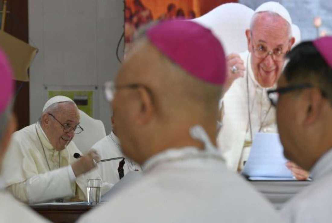 Pope urges Asian bishops to count on laypeople - UCA News