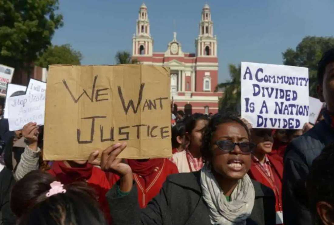 Three held for arson attack on Indian Protestant church - UCA News