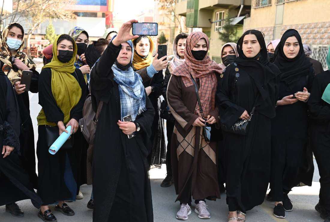 UN to hold talks with Taliban over women staff ban - UCA News
