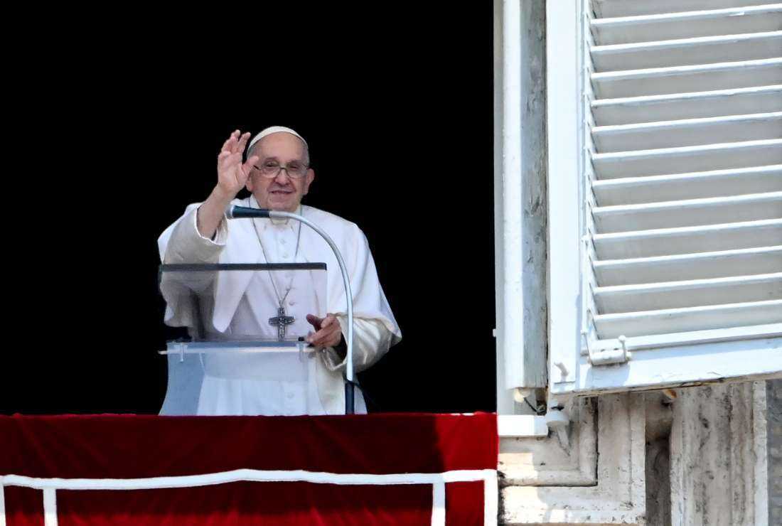 Pope leads Angelus, thanks people for prayers - UCA News