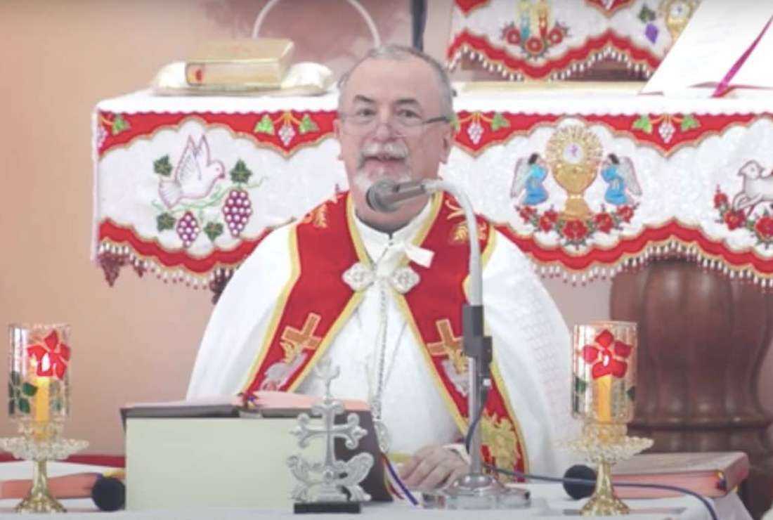 Indian priests face excommunication over liturgy dispute - UCA News