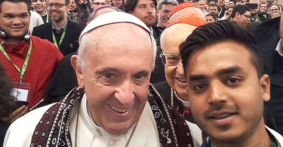 Intolerance, discrimination hold back young Pakistani Christians - UCA News