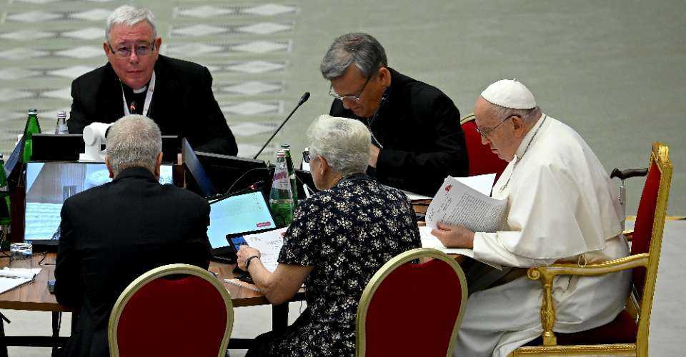 Prayerful listening promotes synodality, speakers say - UCA News