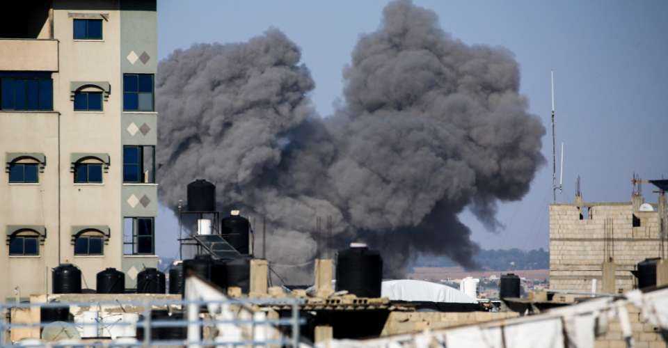 Israel seizes Rafah crossing as truce talks resume - UCA News