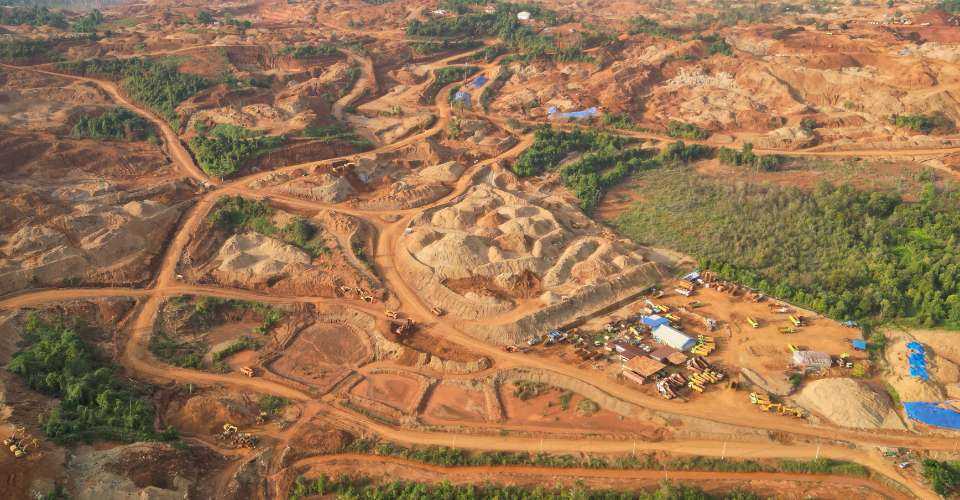 Indonesia law giving religious groups mining permits slammed - UCA News