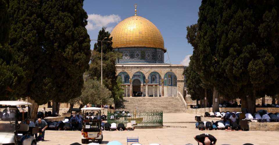 Israeli rabbis slam Jewish prayers at Jerusalem's Al-Aqsa compound ...
