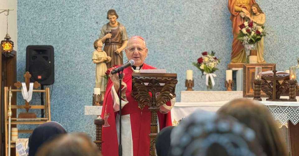 Iraqi cardinal urges Christians to give ‘testimony of life' - UCA News