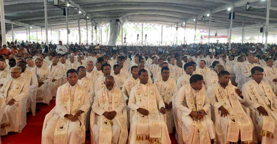 Cardinal Tagle impressed by St. Francis Xavier feast in India’s Goa ...
