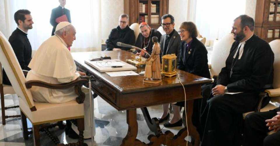 Pope calls Catholics and Methodists to spread hope - UCA News