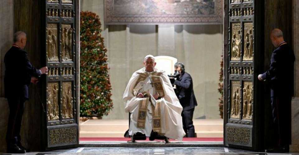 Pope Francis' 2024: Turning 88, praying for peace, presiding over synod ...