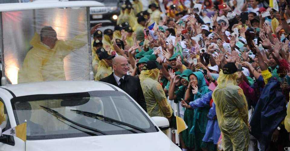 Filipinos remember compassionate Pope Francis - UCA News